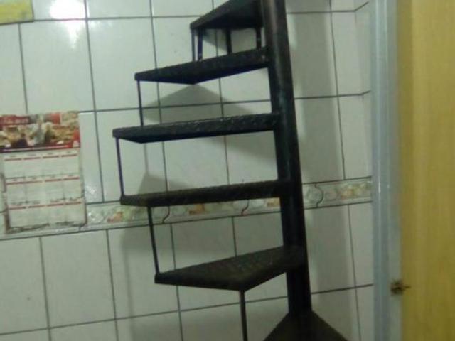 VENDE UMA CASA JARDIM AMÁLIA