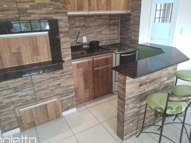 Vende ap. duplex, 2 dormitórios, 1 suíte, closet, ar split, salão de festa