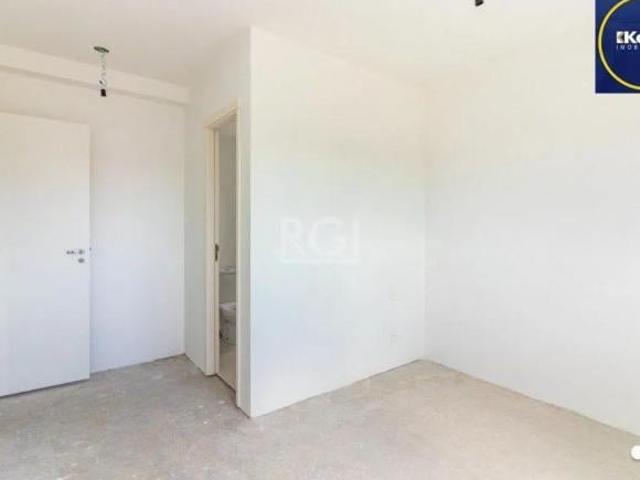 Vende apartamento, 03 dormitórios, living para dois ambientes, banheiro social