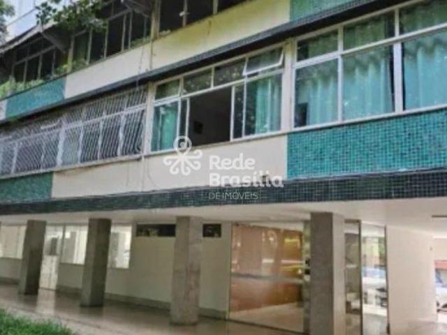 VENDE APARTAMENTO 3 QUARTOS VAZADO REFORMADO SQN 406 ASA NORTE ACEITA FINANCIAMENTO E FGTS