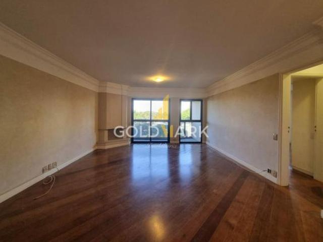 Vende Apartamento Vila Nova Conceição 116 metros 3 dormitórios suíte 2 garagens condomínio clube