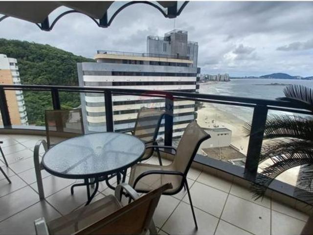 Vende apartamento Alto Padrão com 3 suítes, 2 vagas, Frente ao Mar das Astúrias, Guarujá, São Paulo