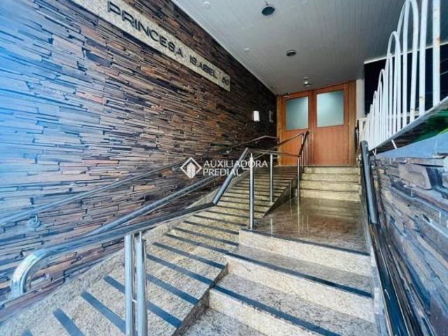 vende apartamento de 02 dormitórios e duas vaga de garagens no bairro Ideal em Novo Hambur