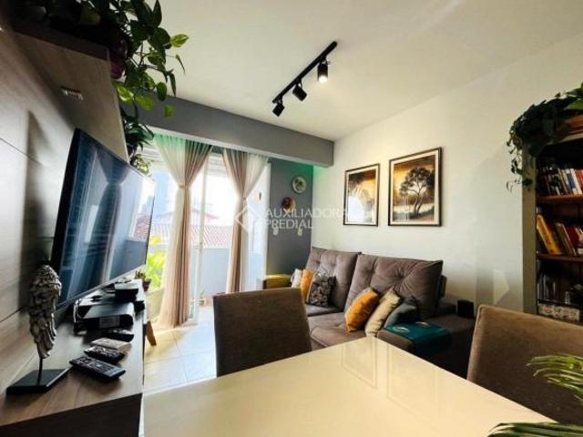 vende apartamento de 02 dormitórios no bairro Boa Vista em Novo Hamburgo