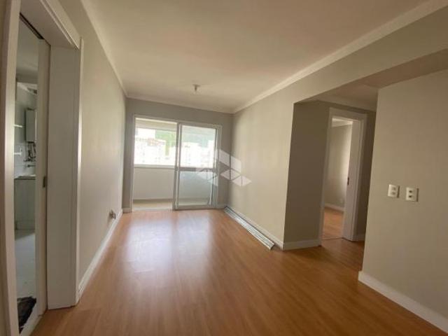 VENDE APARTAMENTO DE 2 DORMITÓRIOS COM VAGA COBERTA JD CARVALHO