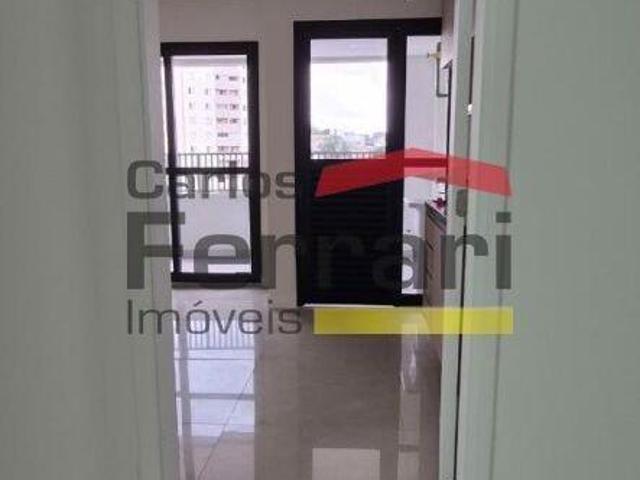 VENDE APARTAMENTO DE 2 DORMITÓRIOS, SUÍTE E VAGA NA CASA VERDE
