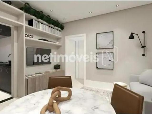 Vende apartamento de 2 quartos no Santa Mônica em Belo Horizonte na Regional Pam