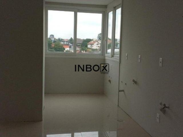 VENDE APARTAMENTO DE 3 DORMITÓRIOS NO SÃO FRANCISCO