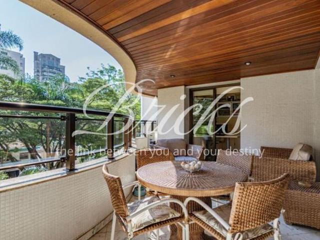 VENDE APARTAMENTO EM moem com 3 suítes e 4 vagas de garagem