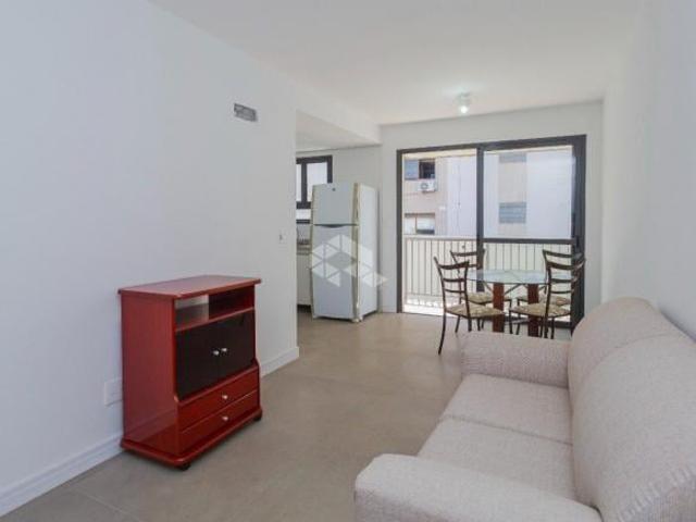 Vende apartamento Garden 2 dormitórios sendo 1 suíte no Rio Branco Porto Alegre/RS
