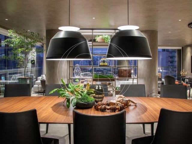 VENDE APARTAMENTO ITAIM NOBRE! ALTO PADRÃO!