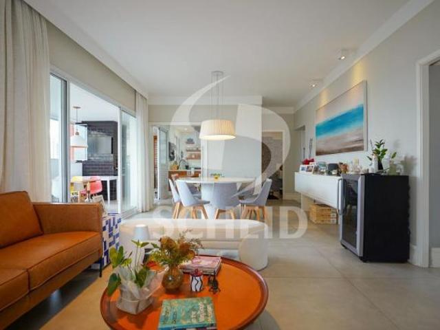 Vende Apartamento Jardim Marajoara, 190,64 m²,04 quartos, reformado, ar condicionado!