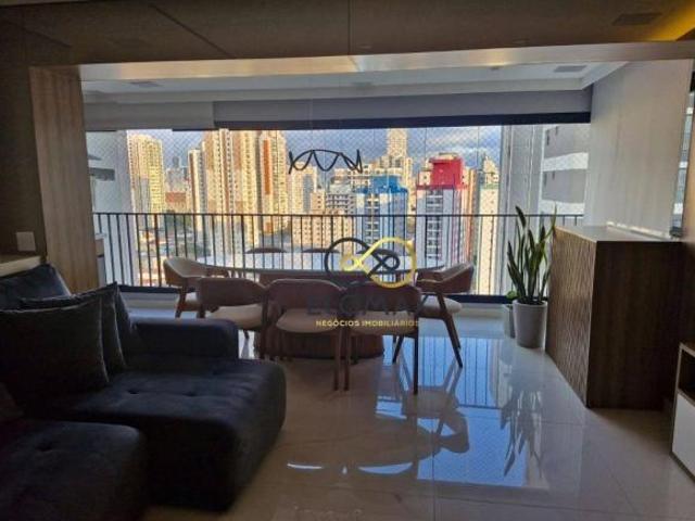 Vende Apartamento Mobiliado, Reformado 2 quartos, 2 suítes, 3 banheiros, sala ampliada, 2 vagas