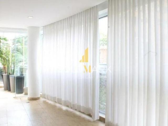 Vende Apartamento mobiliado vila Nova Conceição 166 metros 3 suítes 3 vagas