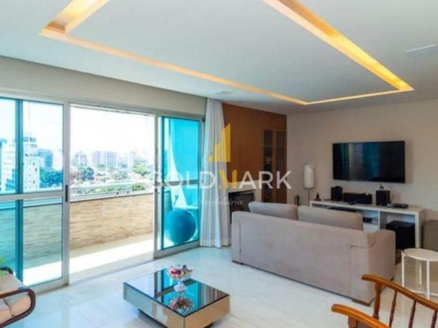 Vende Apartamento Moema 178 metros 4 suítes 4 garagens condomínio clube