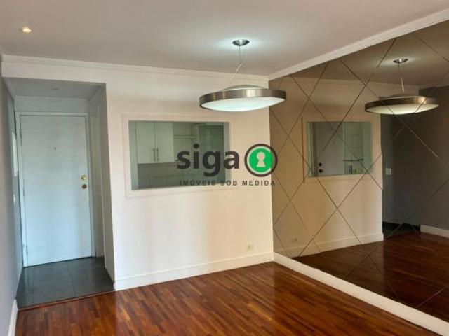 VENDE Apartamento na Vila Suzana Região do MORUMBI com 2 quartos, uma suíte e 2 vagas