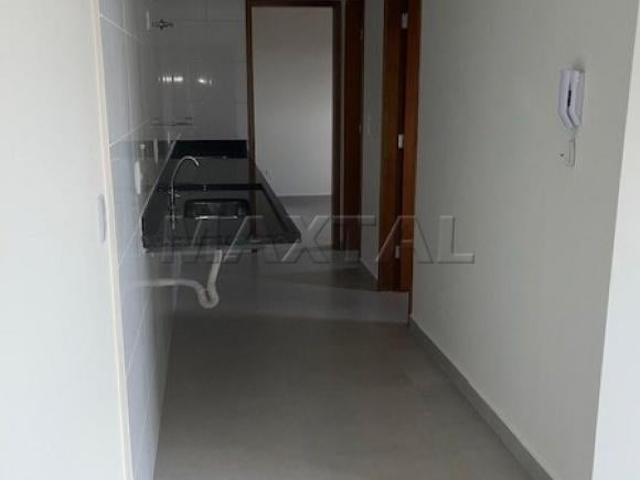 Vende apartamento novo recém construído,vila vivi, com 2 dormitórios, sala com sacada e churrasquei