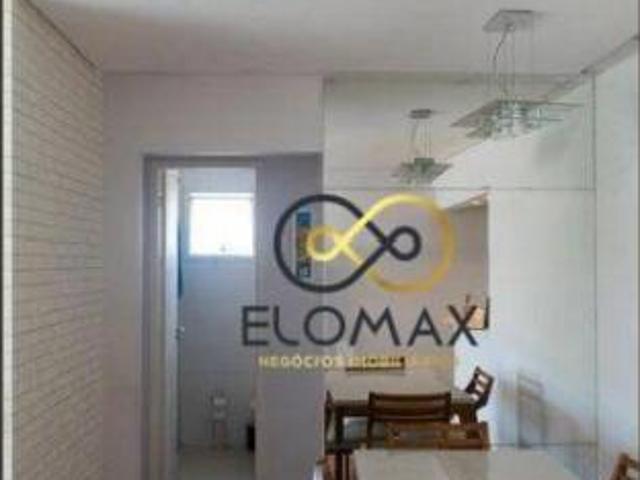 Vende Apartamento Reformado 2 quartos, 1 suíte, 1 vaga Condomínio Residencial Canadian Village