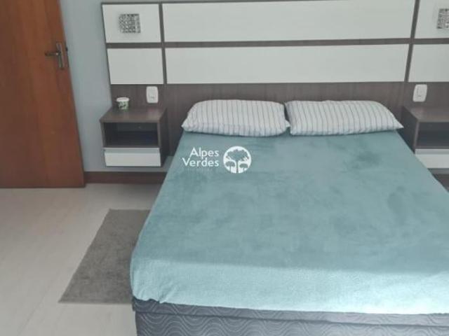 Vende apto no centro de Canela 2 quartos R$630.000,00