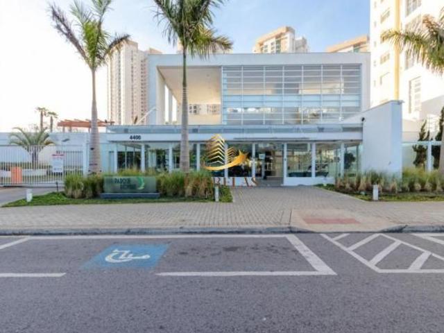 Vende apto no Ecoville, 3 quartos e 2 vagas de garagem