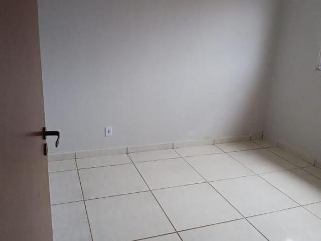 Vende apto 100% financiado incluso documentação com 2 qts Cidade Ocidental