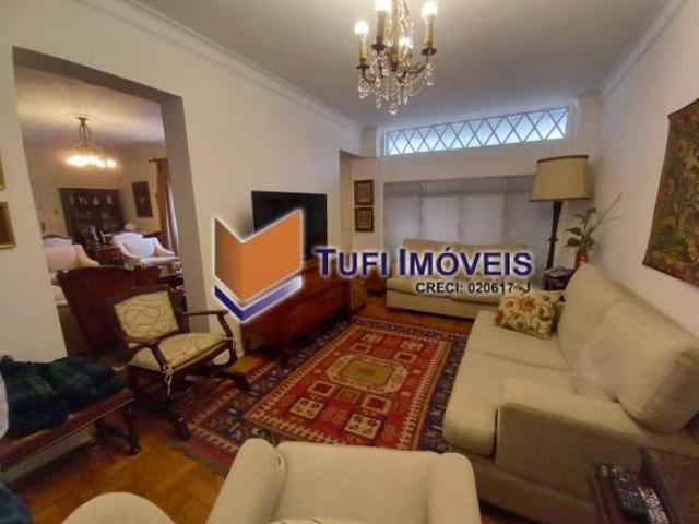 Vende Belíssima residência