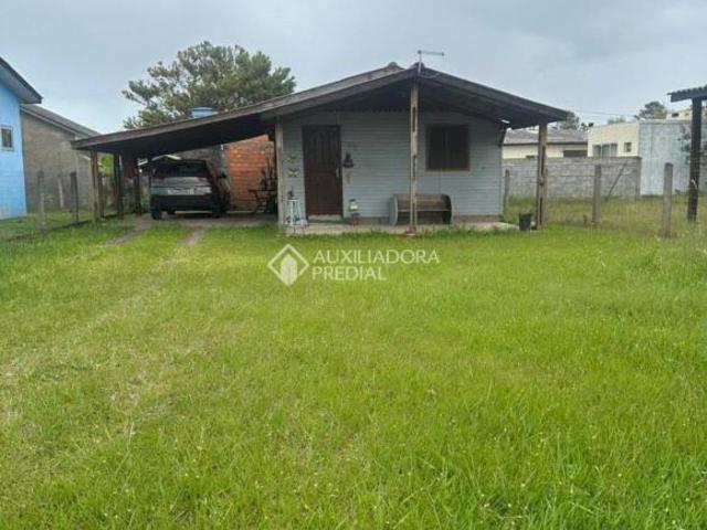 Vende casa na praia 2 quartos com pátio 12X25 Praia Azul Arroio do Sal