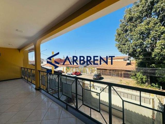Vende casa na QE 32 Guará II, com HABITE SE, unindo conforto, sofisticação e exclusividade em um só