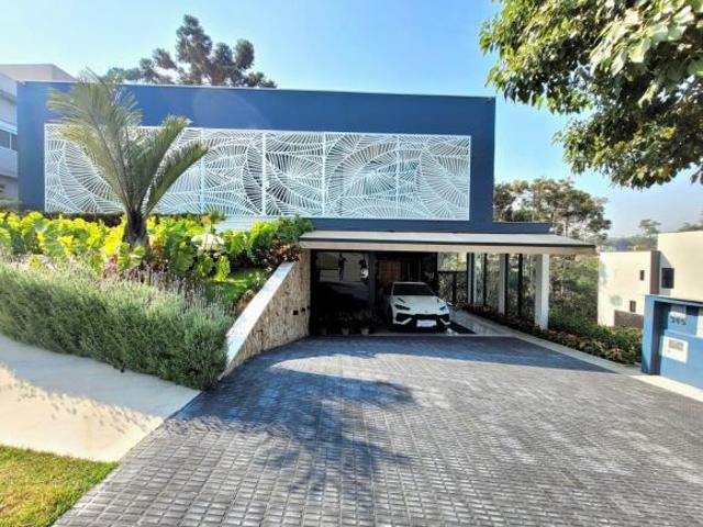 VENDE Casa alto padrão dentro de condomínio COD: 5593 F: 11 97302 9229 CESAR
