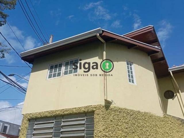 VENDE Casa Assobradada na Chácara Santo Antonio com 3 suítes