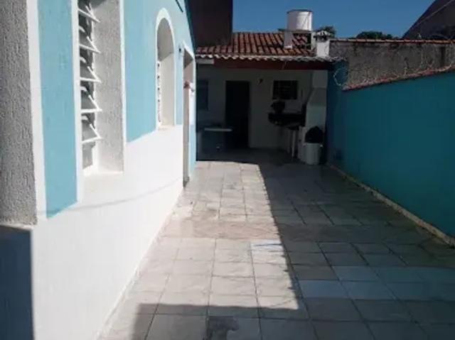 Vende casa com 221 m² Parque São Luis Taubaté
