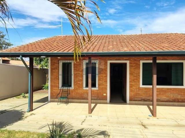Vende casa com 2 quartos e edicula