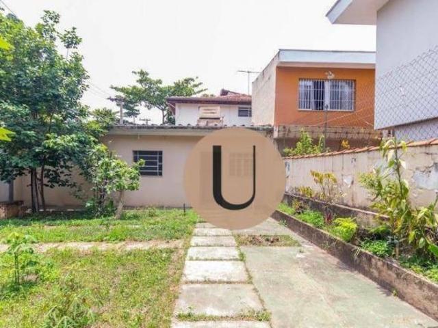 Vende Casa com Edícula, 2 dormitórios