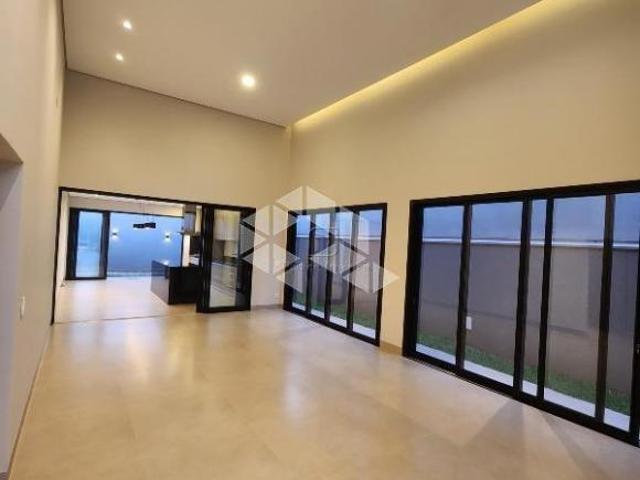 VENDE CASA CONDOMÍNIO QUINTA DOS VENTOS, 3 SUÍTES, 4 VAGAS