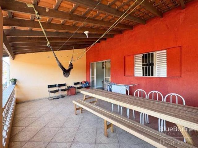 VENDE Casa de 3 quartos na Vila Popular Várzea Paulista/SP