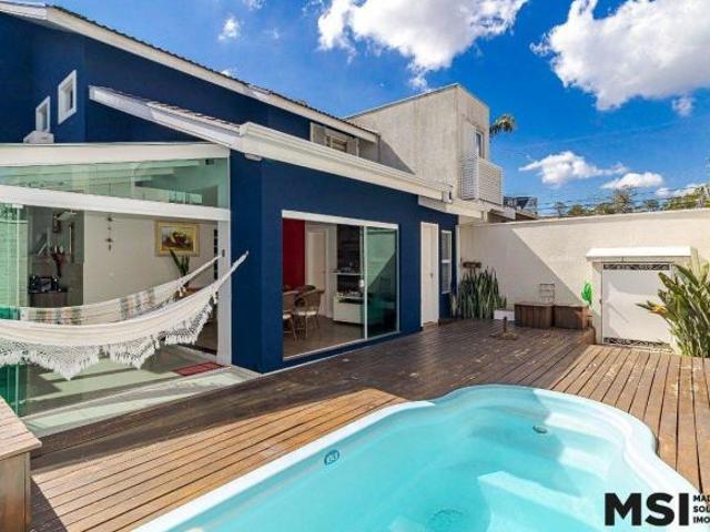 VENDE CASA EM CONDOMÍNIO | 04 QUARTOS 03 SUÍTES | SANTA FELICIDADE | CURITIBA