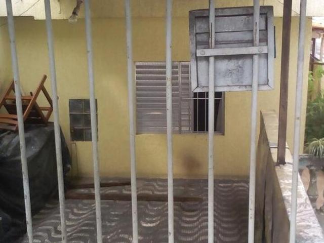 VENDE CASA JARDIM JANUÁRIO
