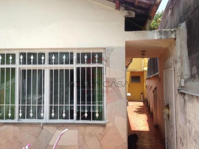 Vende Casa para renda com 2 moradias no quintal bairro Santa clara