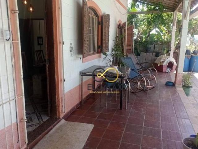 Vende Chácara 2 quartos, 1 suite c/ Hidro dupla 02 banheiros em granito, 2.150m² Piscina La