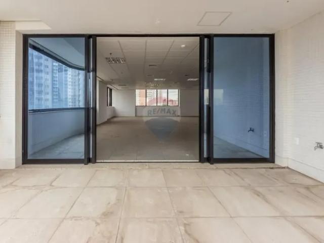 Vende conjunto comercial na R. Robert Bosch 544 salas 53/54 com 300m², 8 vagas, R$ 3.400.000,00