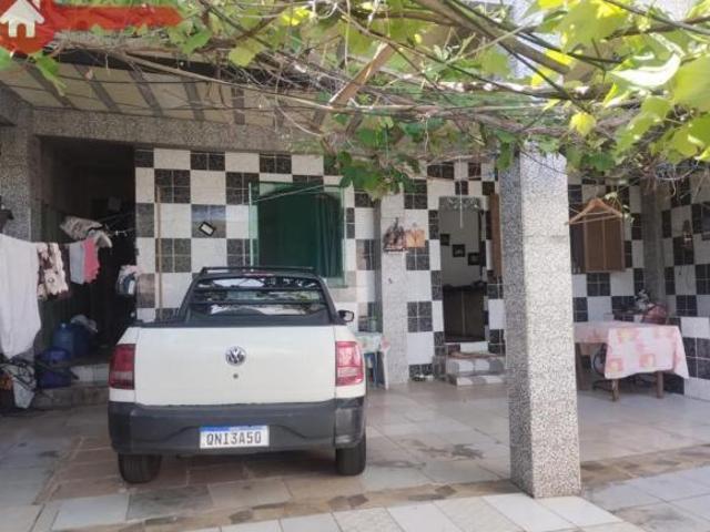 VENDE DE CASA COM 5 QUARTOS – BAIRRO SÃO LUÍS – BETIM/MG