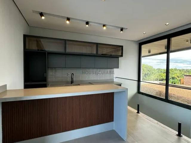 Vende Elegante casa com 4 quartos e Rooftop Supre Itália