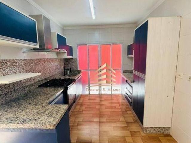 Vende excelente casa térrea com 3 dormitórios na Vila Augusta, próximo do centro de Guarulhos