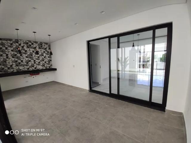 Vende linda casa em Mogi das Cruzes, Bella Fazenda Rodeio, 228 m², 3 suítes, 4 vagas