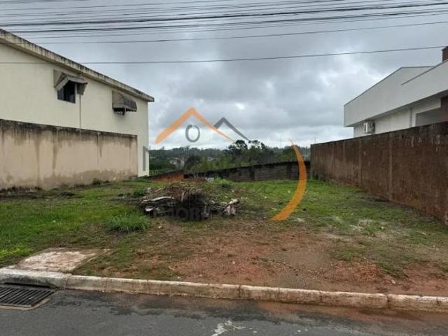 vende lote no Condomínio Jardim Europa II/Lote com vista livre e permanente