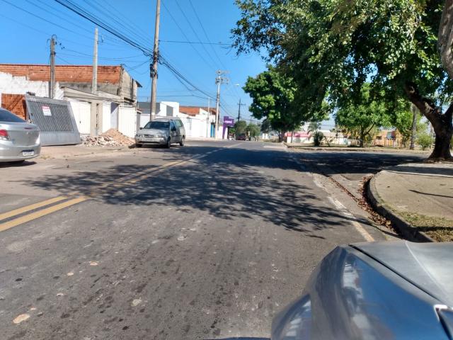 Vende lote de terreno 12x25 no Vitoria Regia, Sorocaba SP