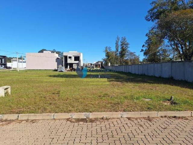 Vende lote em condomínio fechado no Ipanema Garden