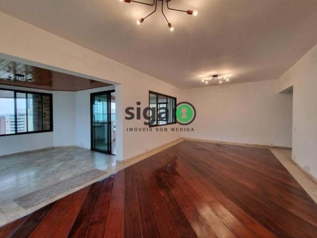 VENDE no Morumbi Vila Suzana Apartamento com 4 suítes, 4 Vagas + Depósito