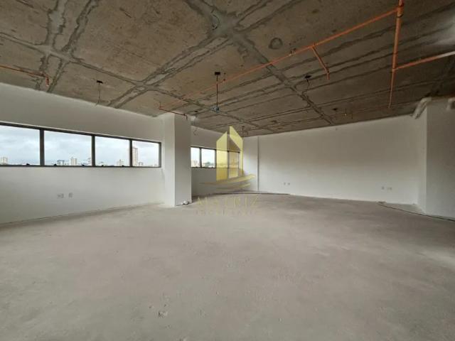 Vende ou aluga Sala High Business 153,91m²