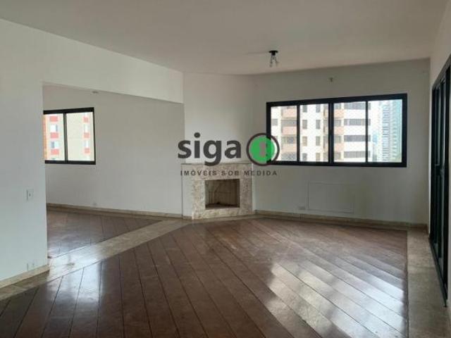 VENDE ou LOCAÇÃO no Morumbi Vila Suzana Apartamento com 4 suítes, 4 Vagas + Depósito